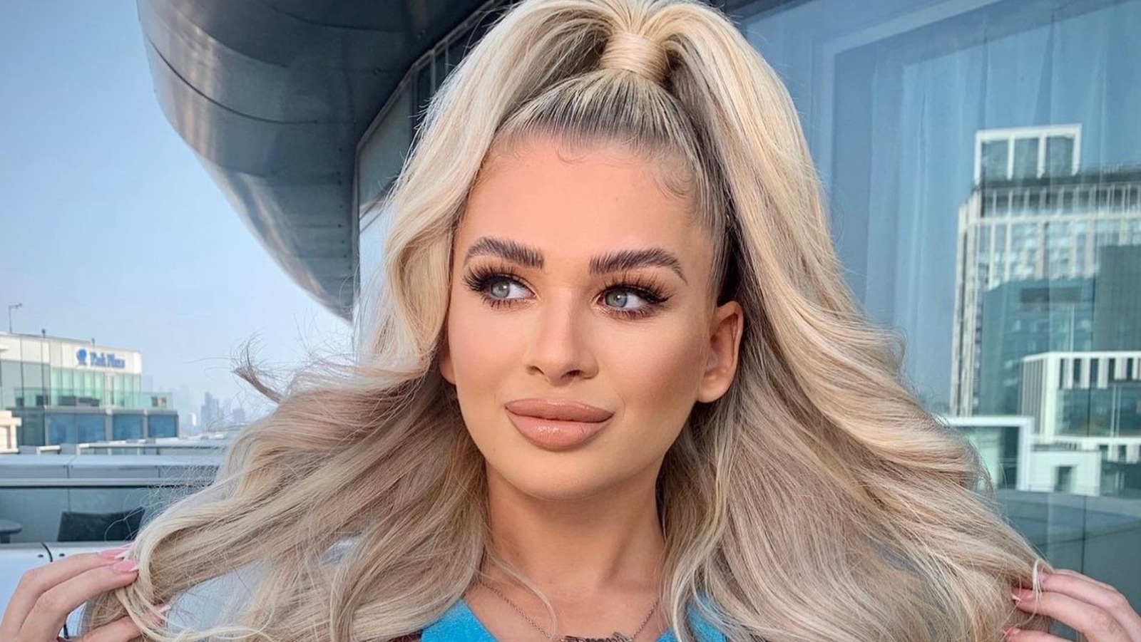 30 Half-Up Half-Down Hairstyles You'll Want To Emulate Immediately