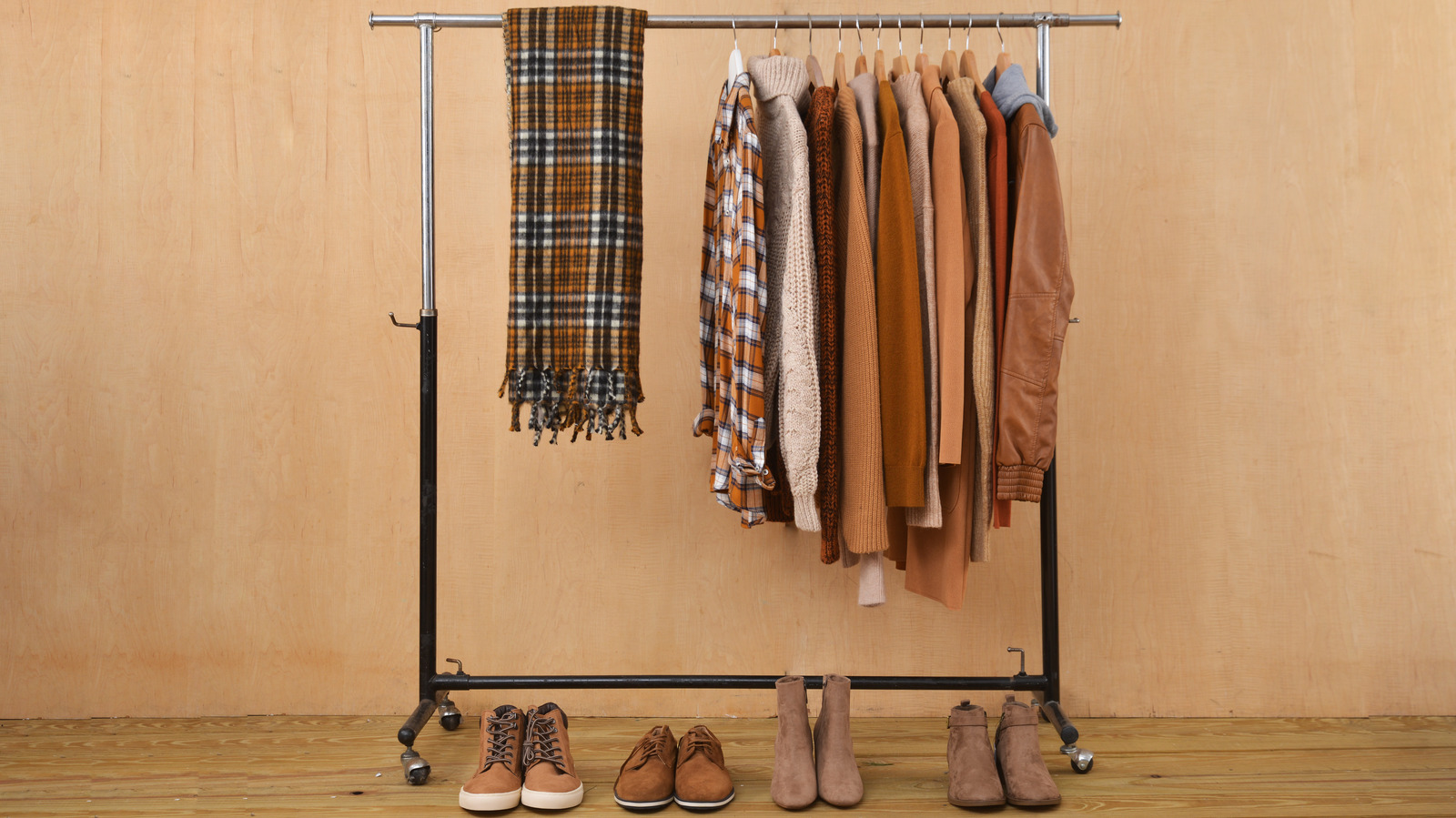 34% Of People Think This Is The Worst Fall Fashion Trend - The List Survey