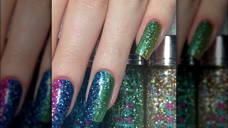 55 Glitter Nail Designs To Add Some Everyday Sparkle To Your Look