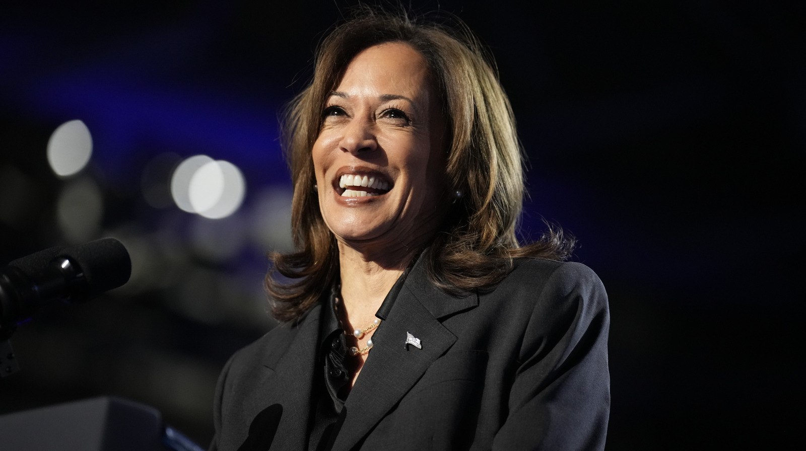 A Glimpse Into Kamala Harris's Everyday Eating Habits
