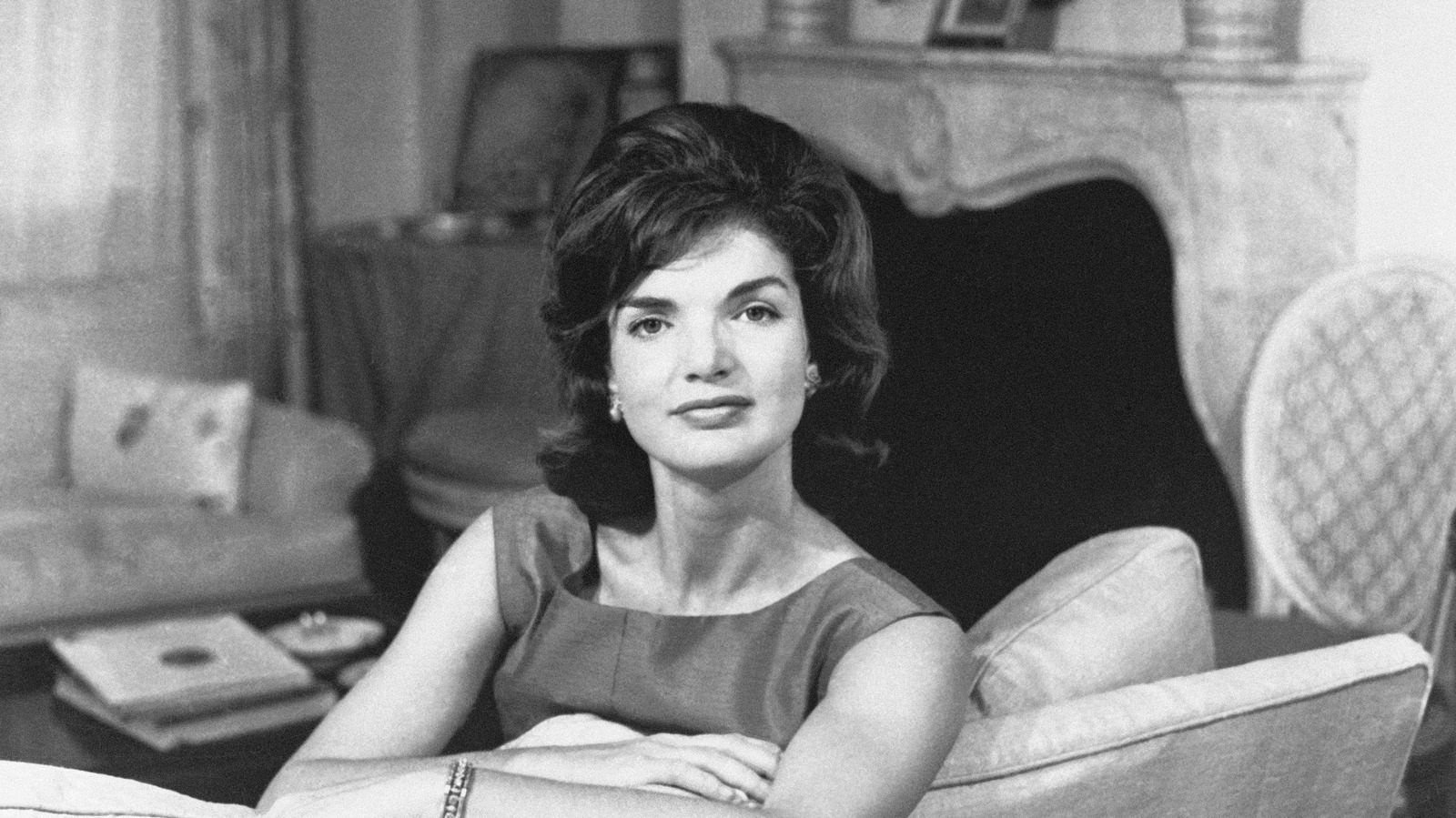 A Look Back At Jackie Kennedy And Marilyn Monroe's Tense Phone Call