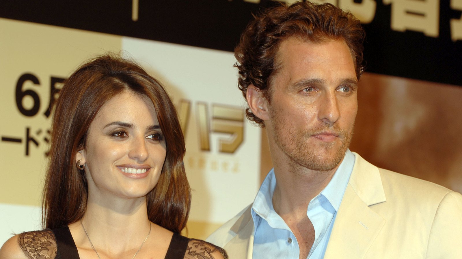 A Look Back At Matthew McConaughey & Penelope Cruz's Relationship