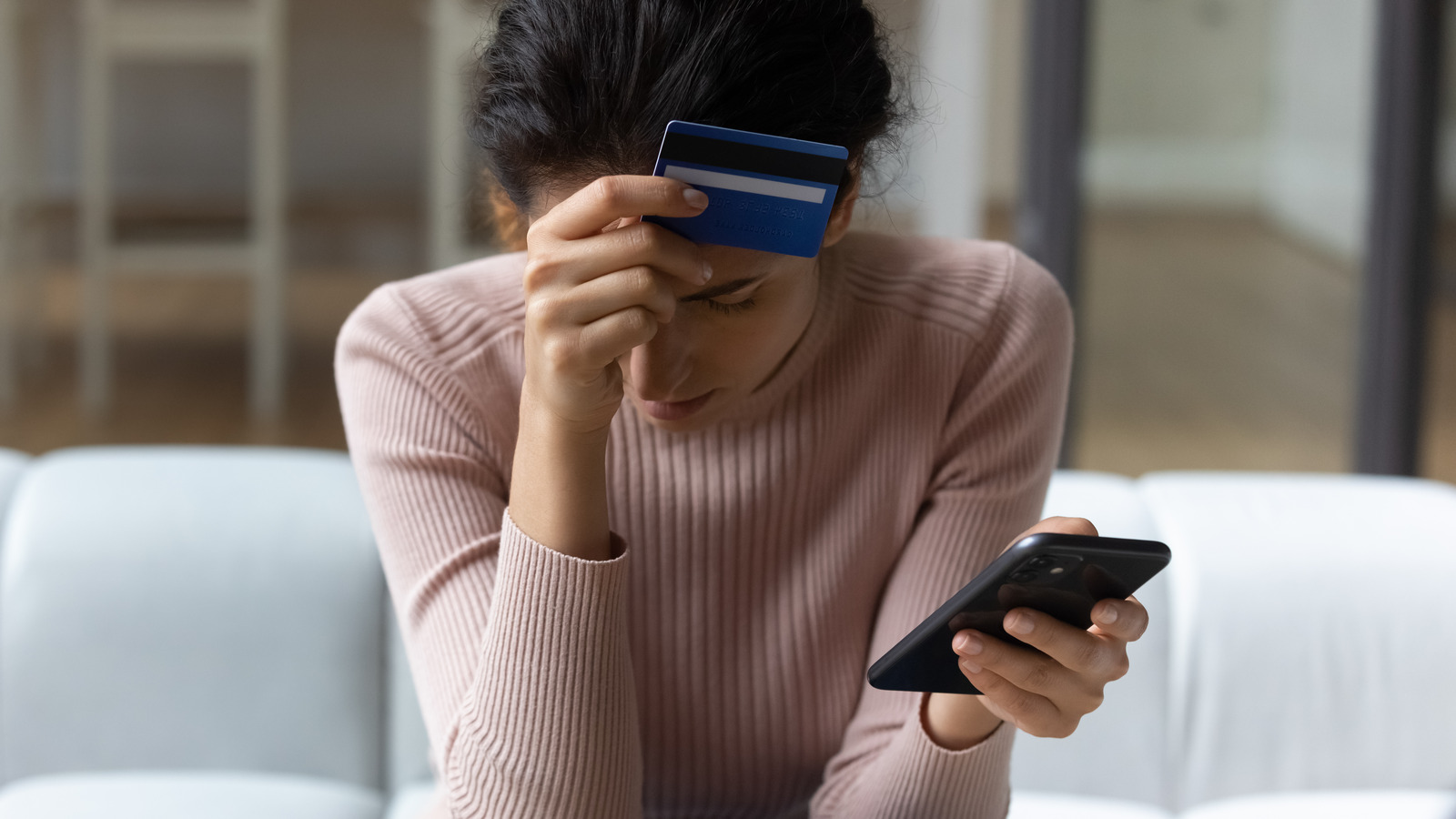 A 'No-Buy Month' Can Help You Curb Your Shopping Addiction