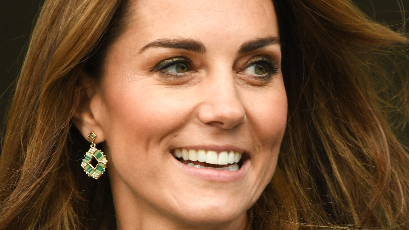 A Photoshopped Magazine Cover Of Kate Middleton Has Twitter Seeing Red
