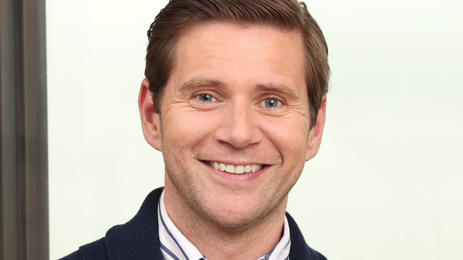 Allen Leech Dishes About His Downton Abbey Experience - Exclusive