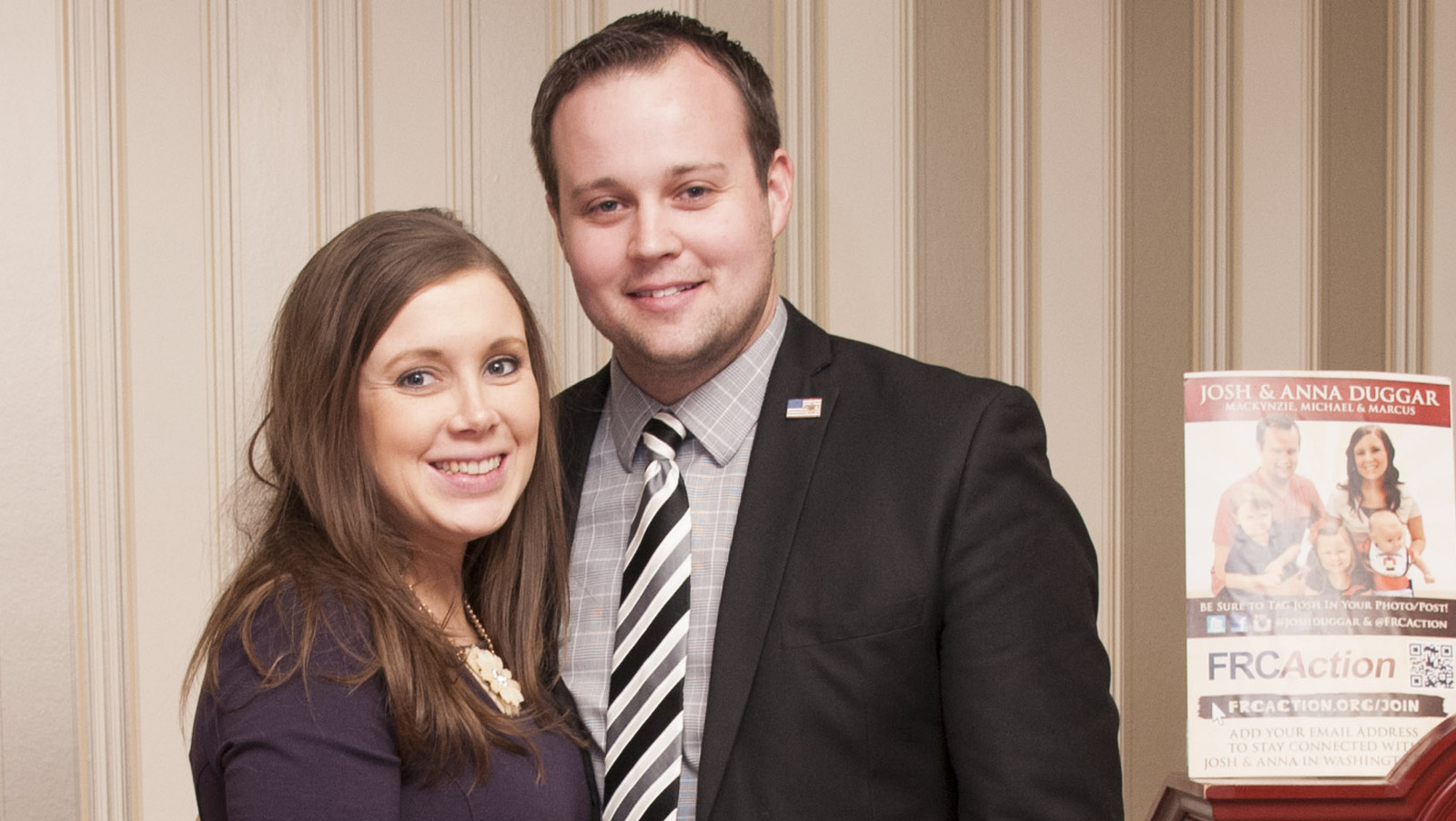 Anna Duggar Is All Smiles In Rare Family Photo - The List - TrendRadars