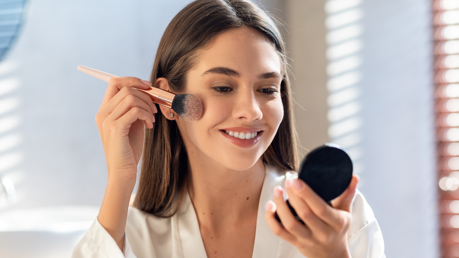 Are You Using Your Duo Fiber Makeup Brush Correctly? Are You Using Your Duo Fiber Makeup Brush Correctly?
