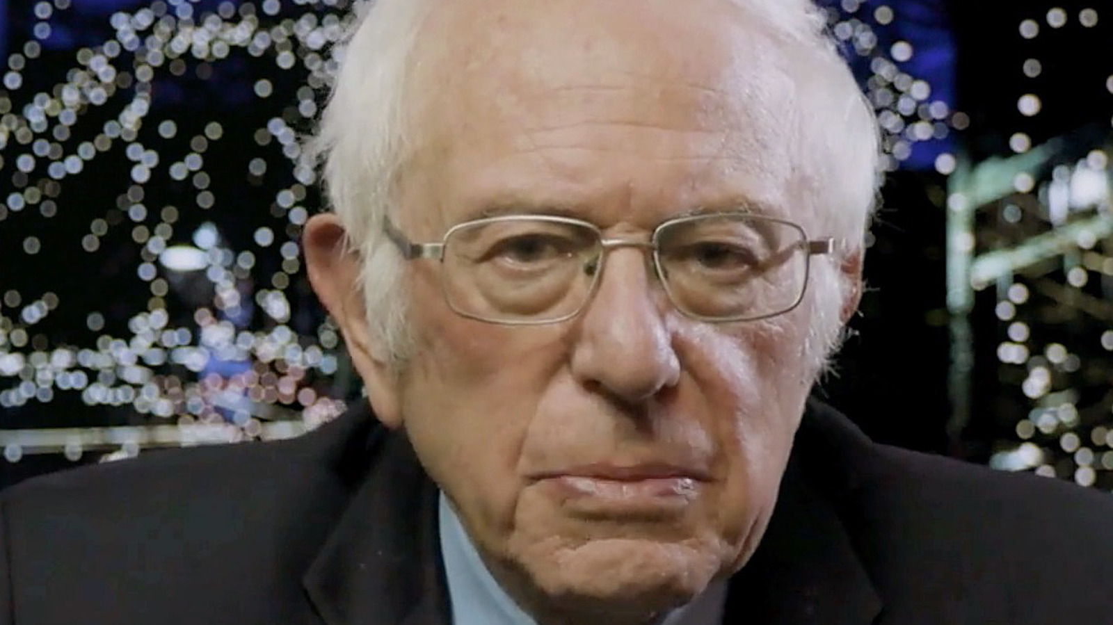 Bernie Sanders' Golden Globes 'Appearance' Is Turning Heads