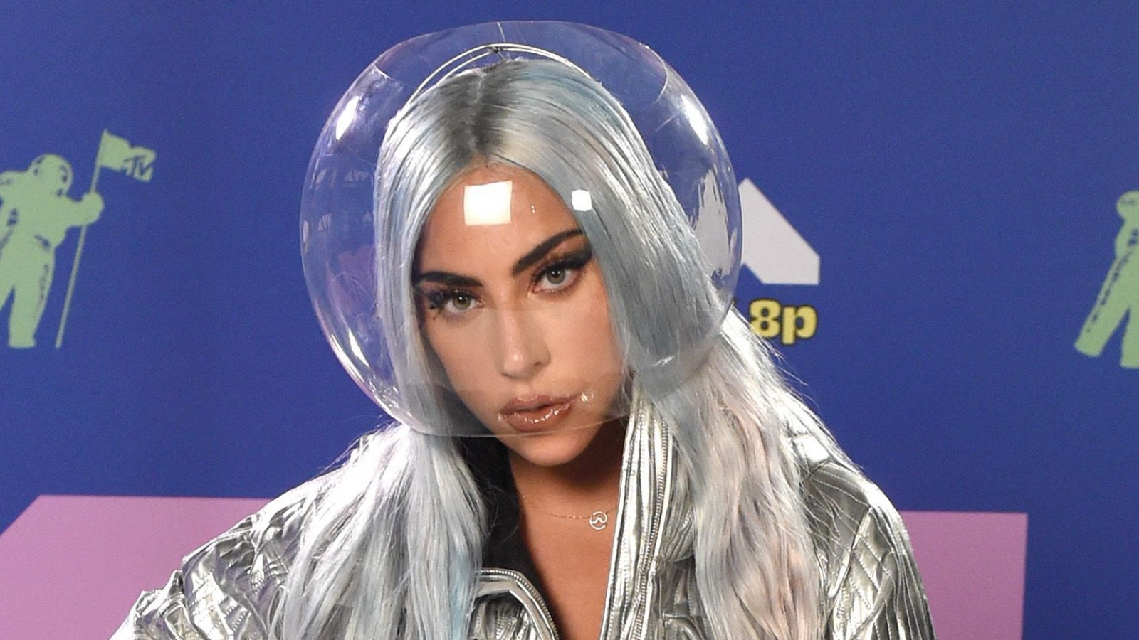 Best Dressed Stars At The 2020 VMAs