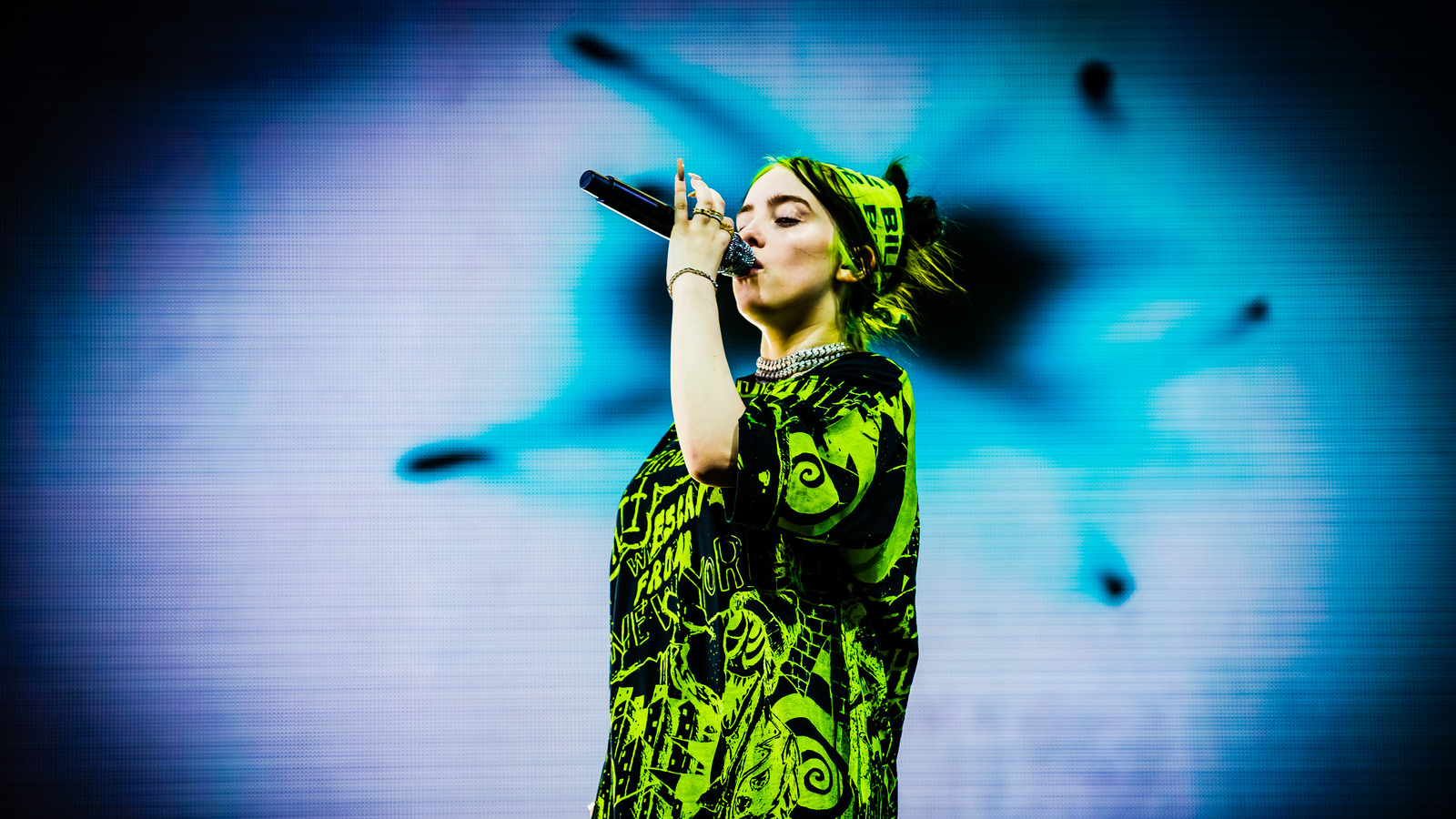 Who Is Billie Eilish Friends With?