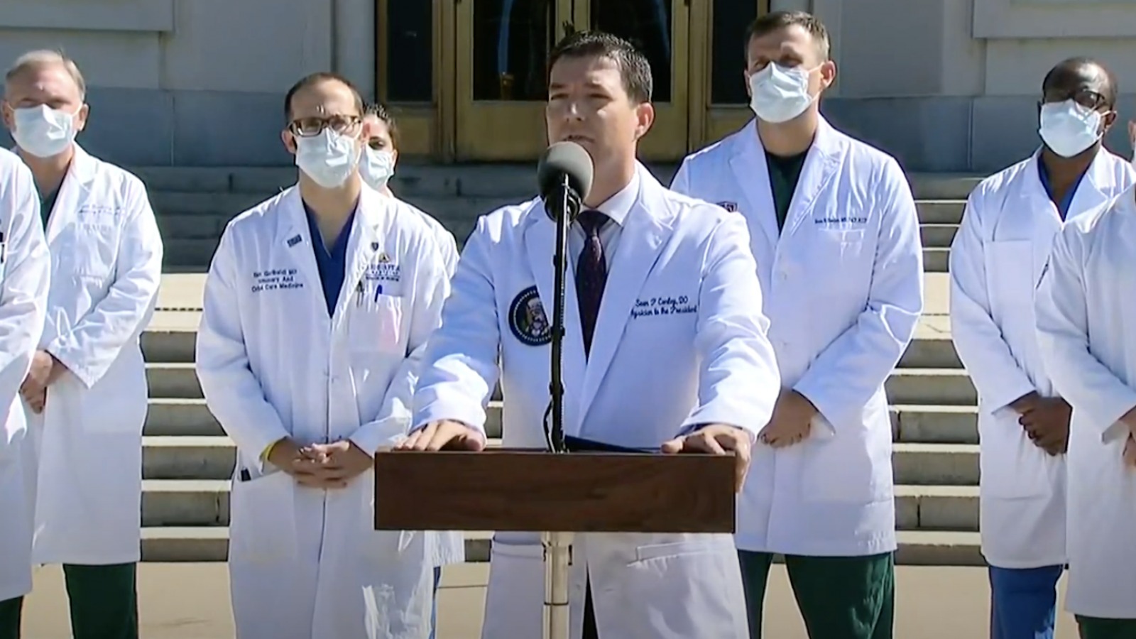 Body Language Expert Makes Bold Claim About Trump's Doctor's Live Update