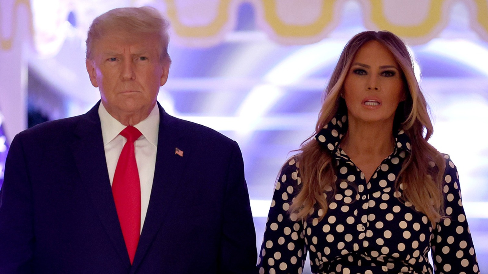 Body Language Expert Tells Us Melania's Tell-Tale Sign She Doesn't ... Body Language Expert Tells Us Melania's Tell-Tale Sign She Doesn't ...