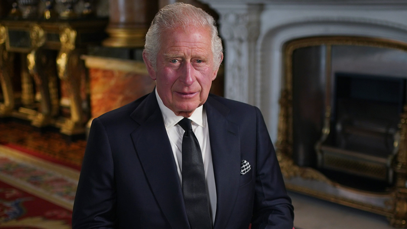 Body Language Experts Reveal How The Royals Really Feel About King Charles