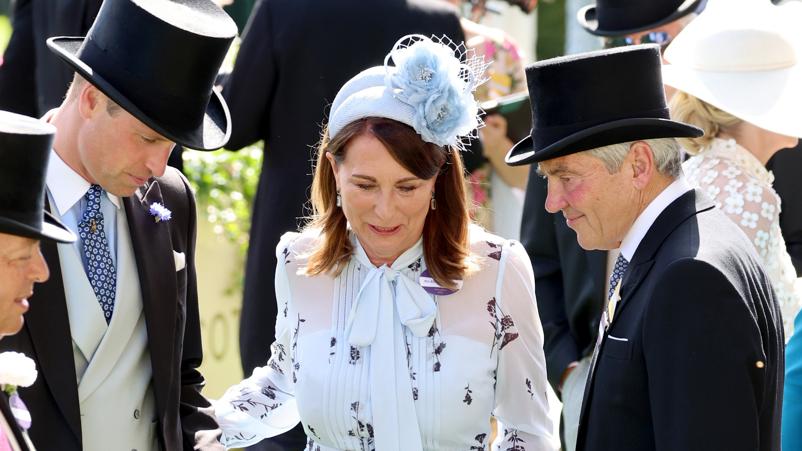 Carole & Michael Middleton Reemerge With Prince William & Everyone's ...