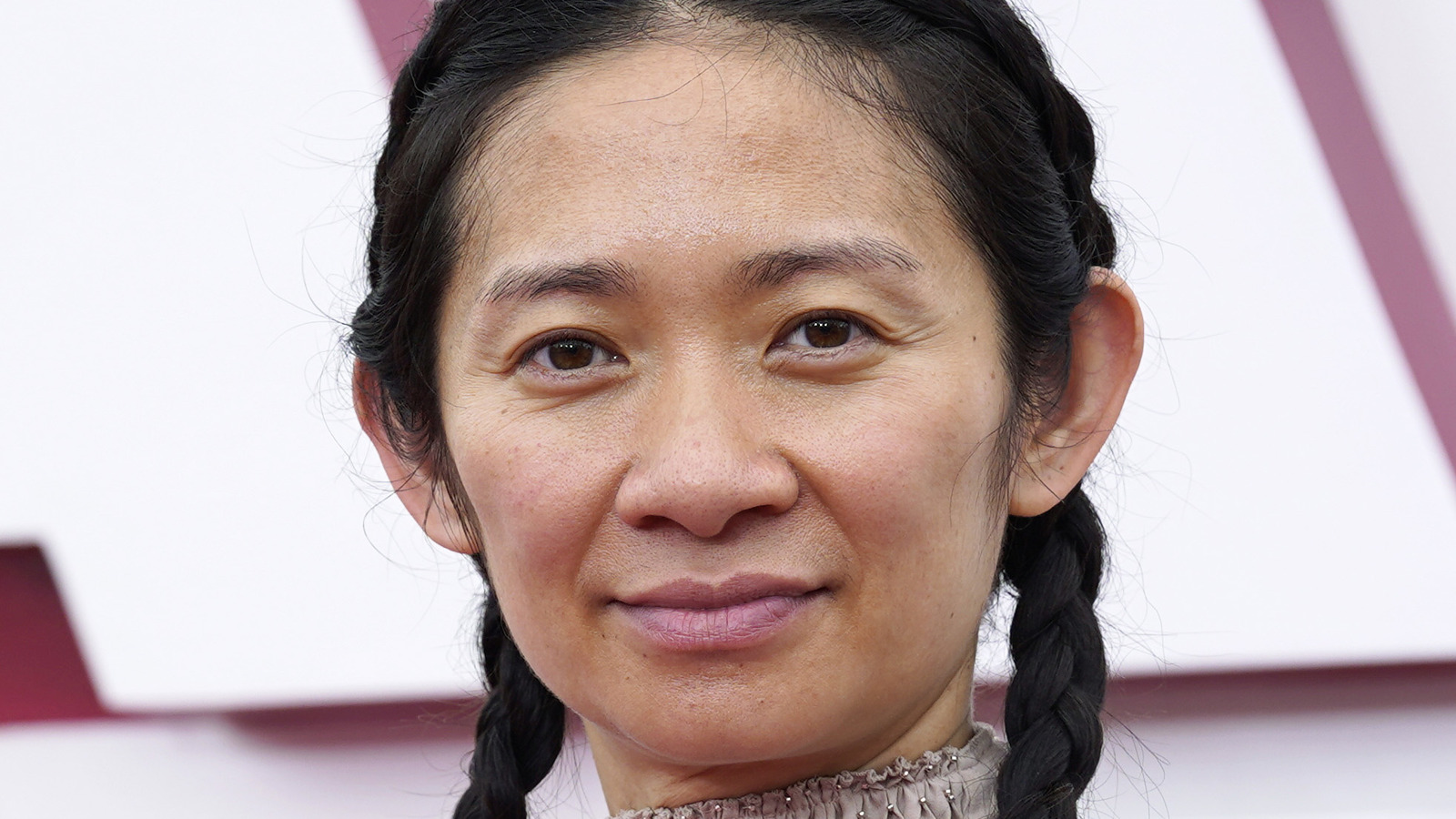 Chloé Zhao's Body Language During Her Oscar Speech Spoke Volumes