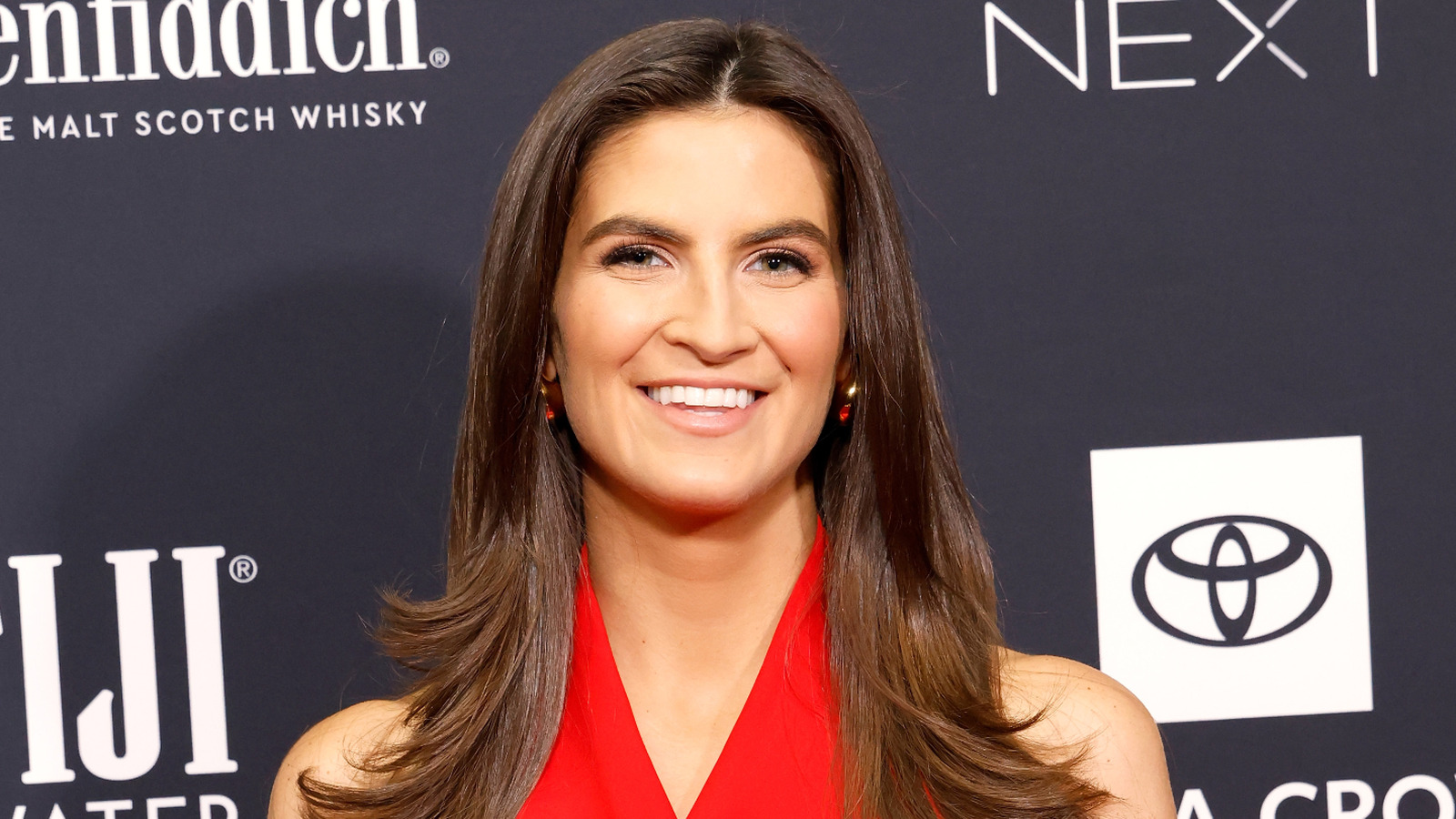 CNN's Kaitlan Collins Confirms Trump's Inner Circle Can't Stand Laura Loomer (& She Isn't Happy)