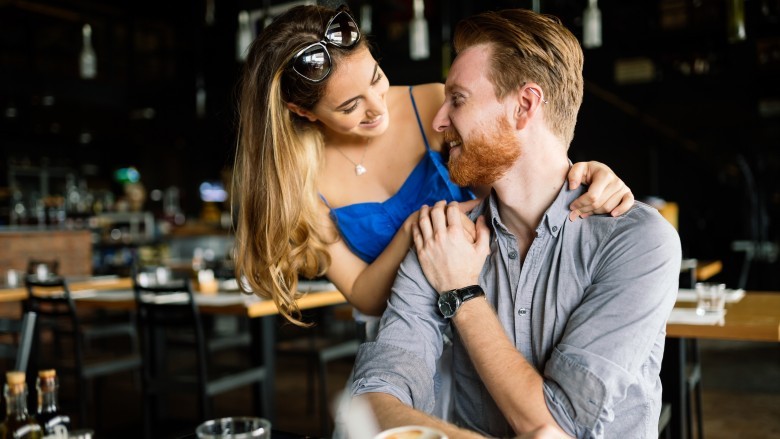 Common Flirting Fails To Avoid At All Costs