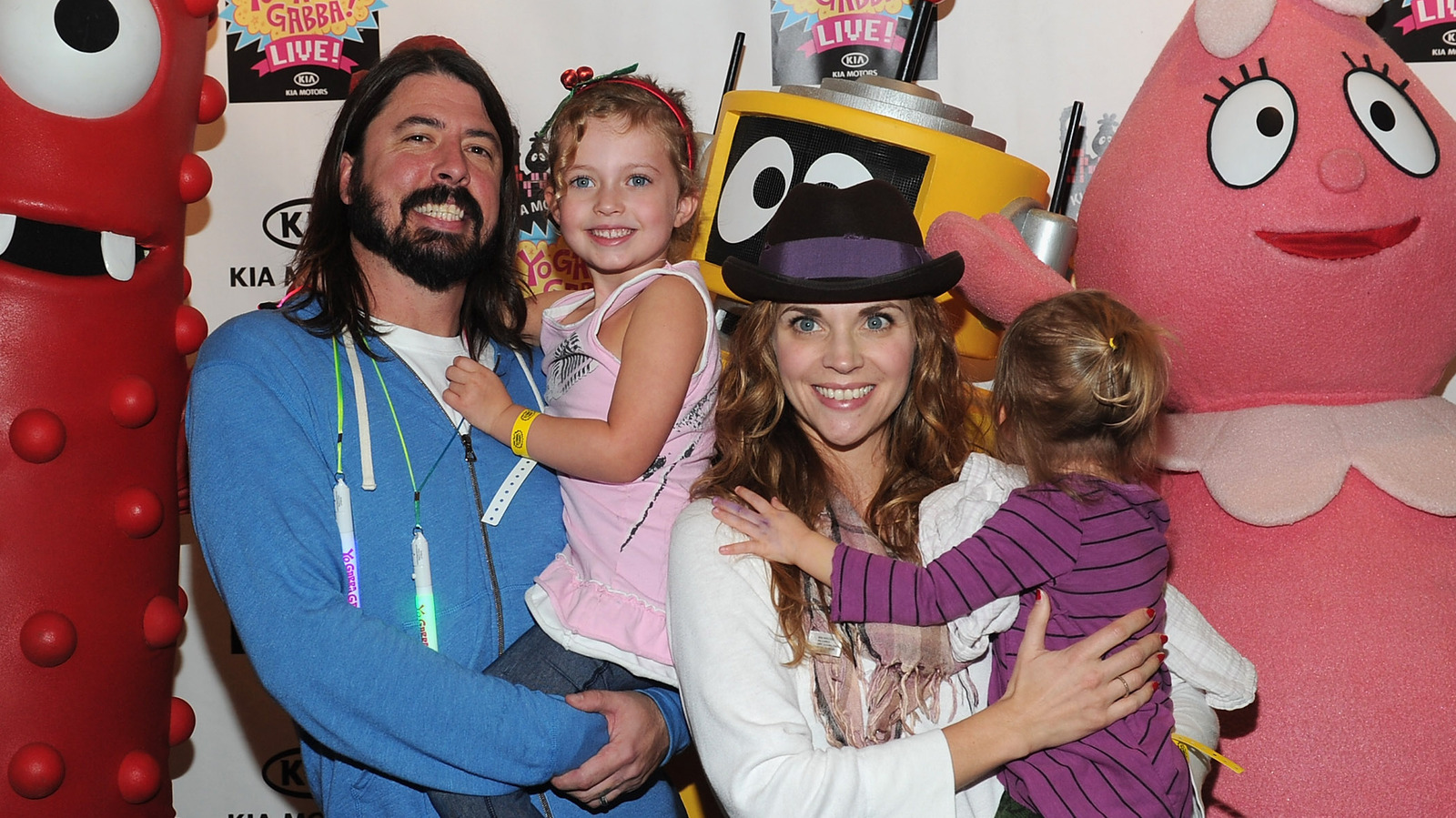 Dave Grohl's Daughters Are Growing Up Fast Dave Grohl's Daughters Are Growing Up Fast