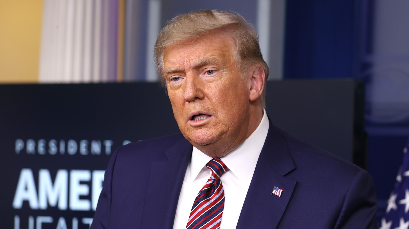 Decoding Donald Trump's Body Language In The Final Days Of His Presidency