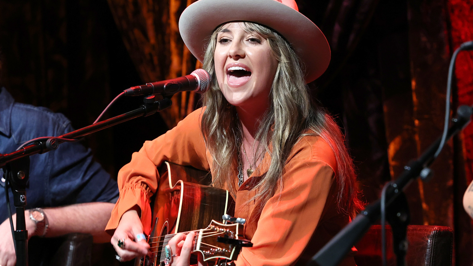 Details About Lainey Wilson's Time On Yellowstone