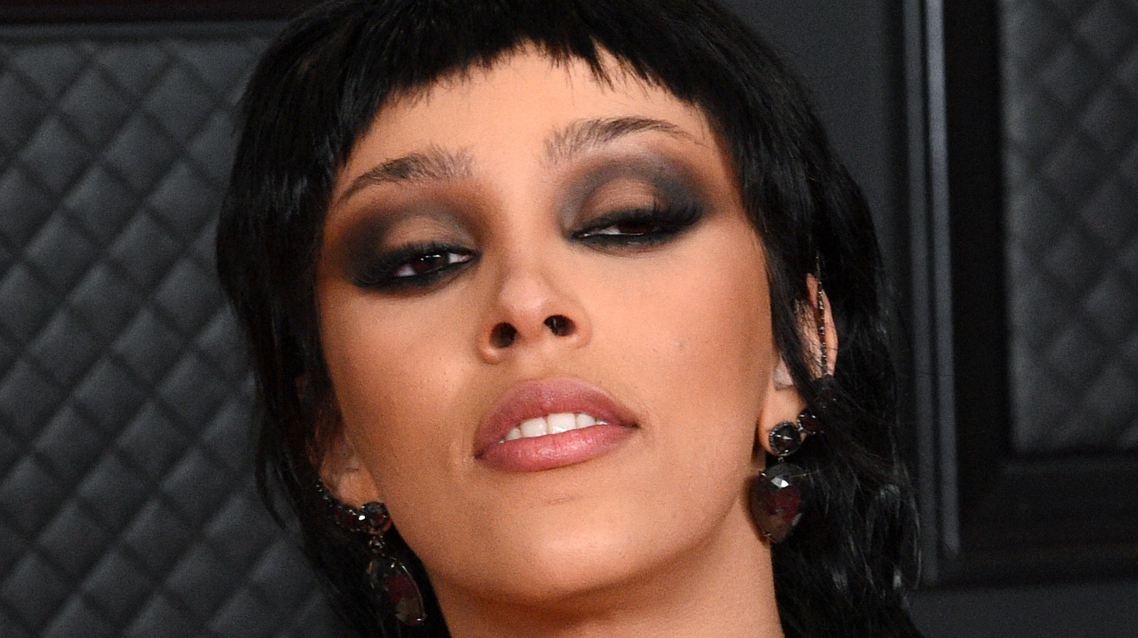 Doja Cats Daring Grammy Awards Look Had This Hidden Detail