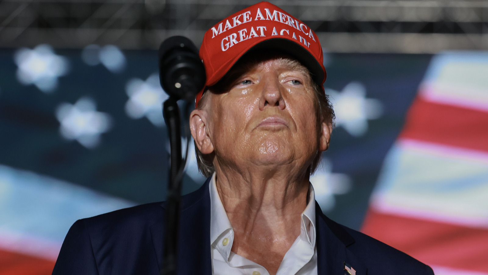 Donald Trump Uses Barron Trump's Rockstar Rally Appearance To Twist The ... Donald Trump Uses Barron Trump's Rockstar Rally Appearance To Twist The ...