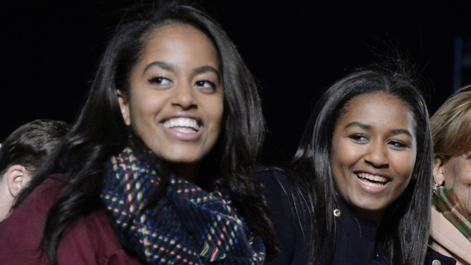 Sasha And Malia Obama Won't Follow Barack Into Politics