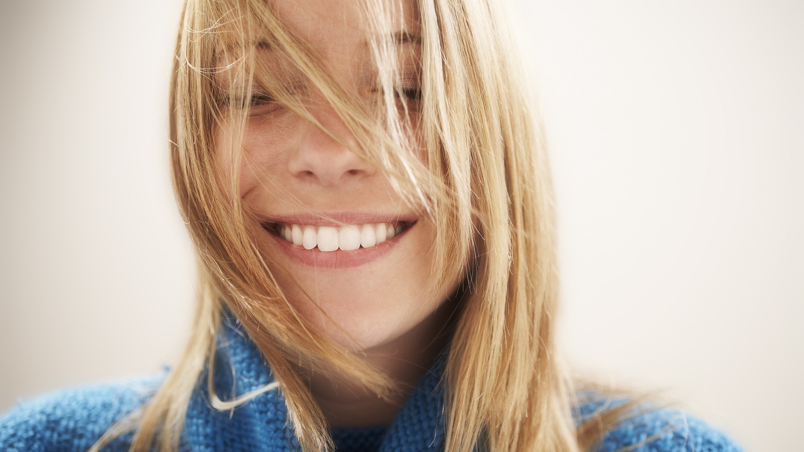 Gorgeous Medium-Length Haircuts For Fuller Faces