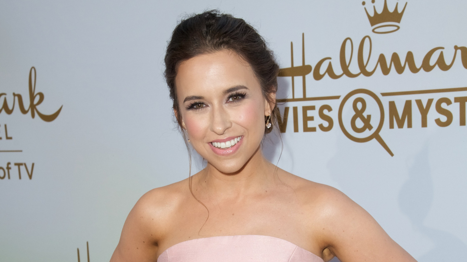 Hallmark's Biggest Stars Live Wildly Lavish Lives