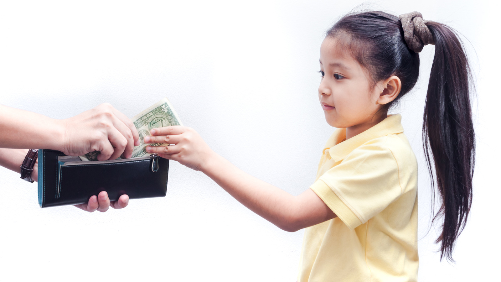 Here's How Much You Should Really Give Your Kids For An Allowance