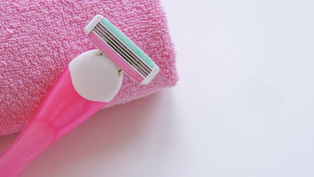 Here's How Often You Should Change Your Razor Here's How Often You Should Change Your Razor