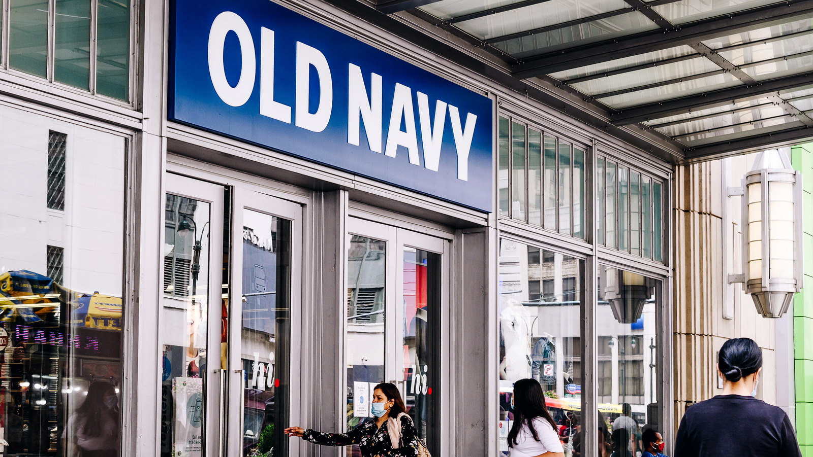 Here s The Real Difference Between Old Navy And Gap