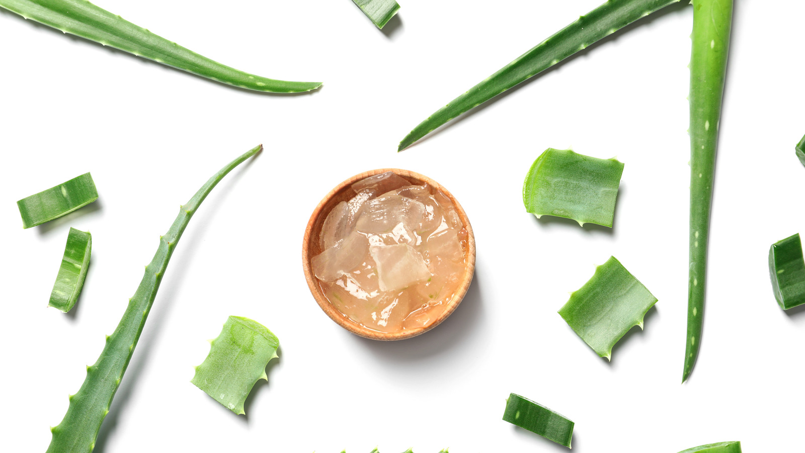 Here's What Aloe Vera Can And Can't Do For You