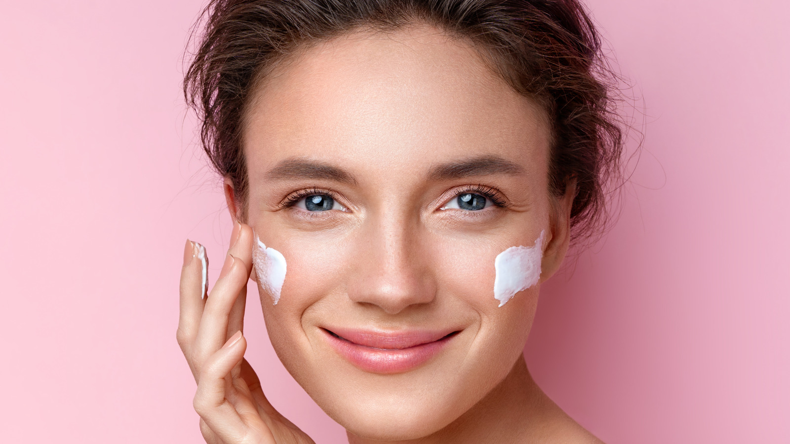 Here's What Happens To Your Skin When You Use Benzoyl Peroxide For Years
