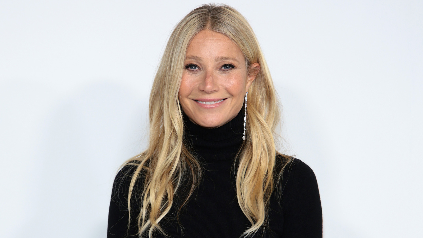 HGTV Fans Were Less Than Impressed With Gwyneth Paltrow's Celebrity IOU ... HGTV Fans Were Less Than Impressed With Gwyneth Paltrow's Celebrity IOU ...
