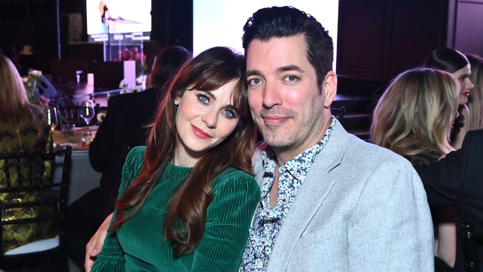 HGTV's Jonathan Scott Loves This Classic Zooey Deschanel Movie More ...