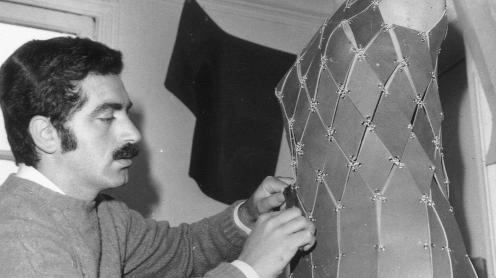 Honoring Paco Rabanne's Contributions To Fashion With 5 Groundbreaking ...