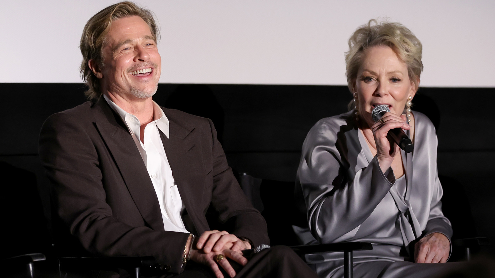 How Jean Smart Really Feels About Former Costar Brad Pitt