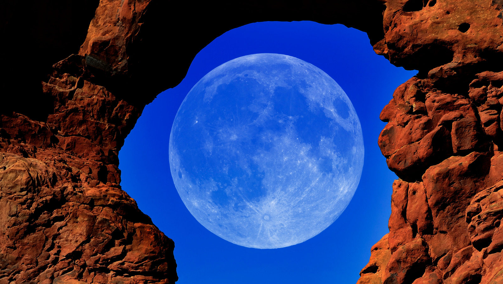 How The June 14 Full Moon Will Affect You If You're A Cancer