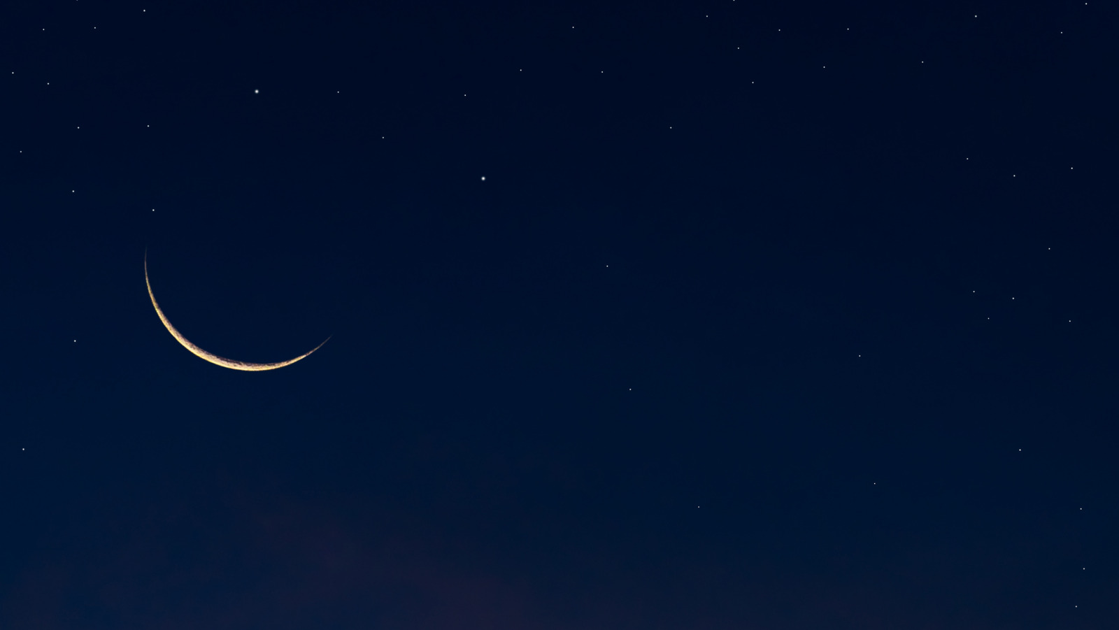 How The March 2 New Moon Will Affect You If You're A Fire Sign