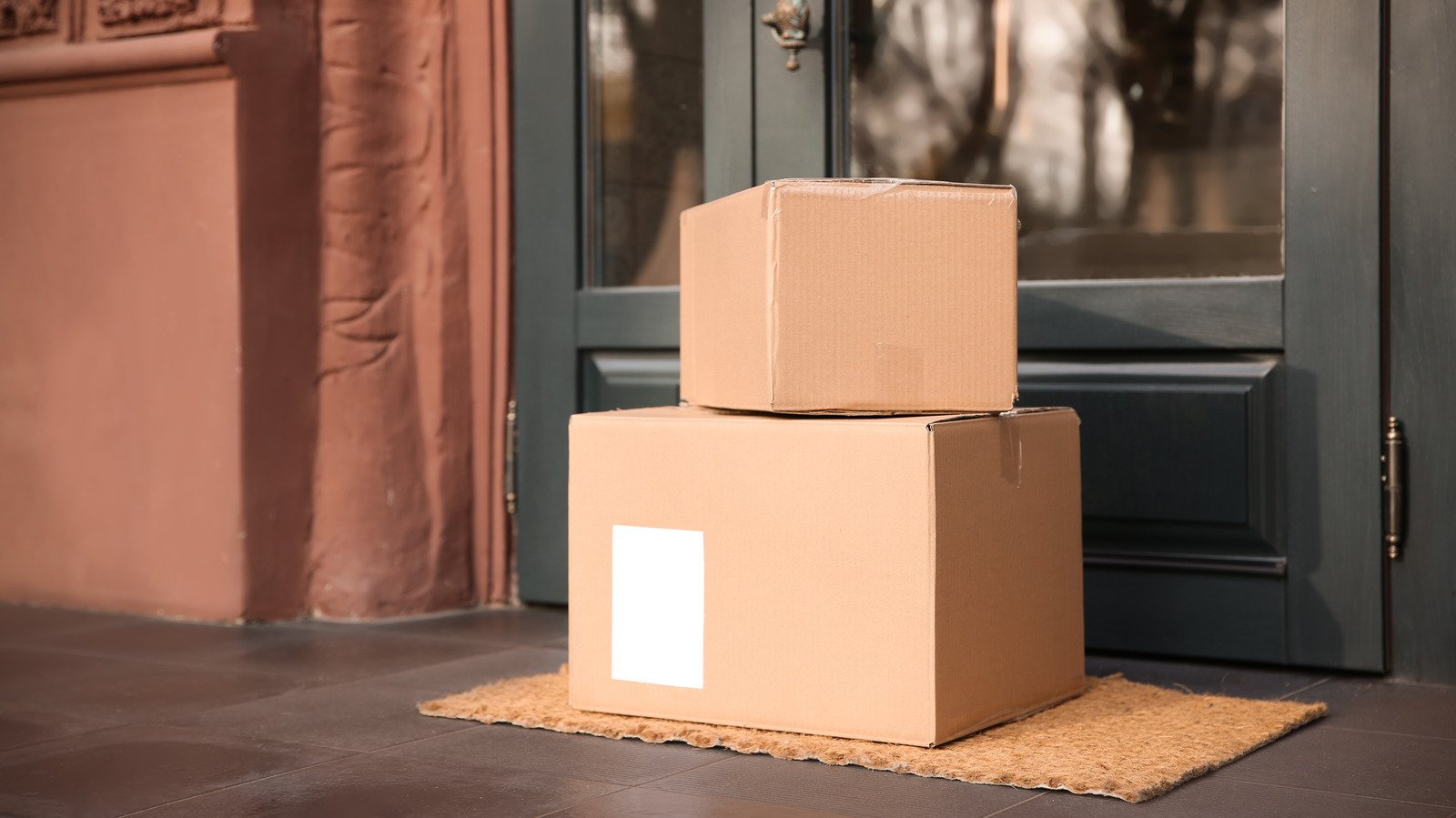 How To Make Sure Your Amazon Holiday Packages Are On Your Doorstep On Time