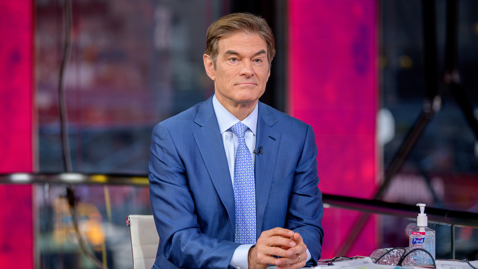 Inside Dr. Oz's Legal Battle With His Sister