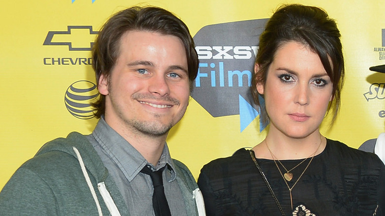 Inside Melanie Lynskey And Jason Ritter's Relationship Inside Melanie Lynskey And Jason Ritter's Relationship