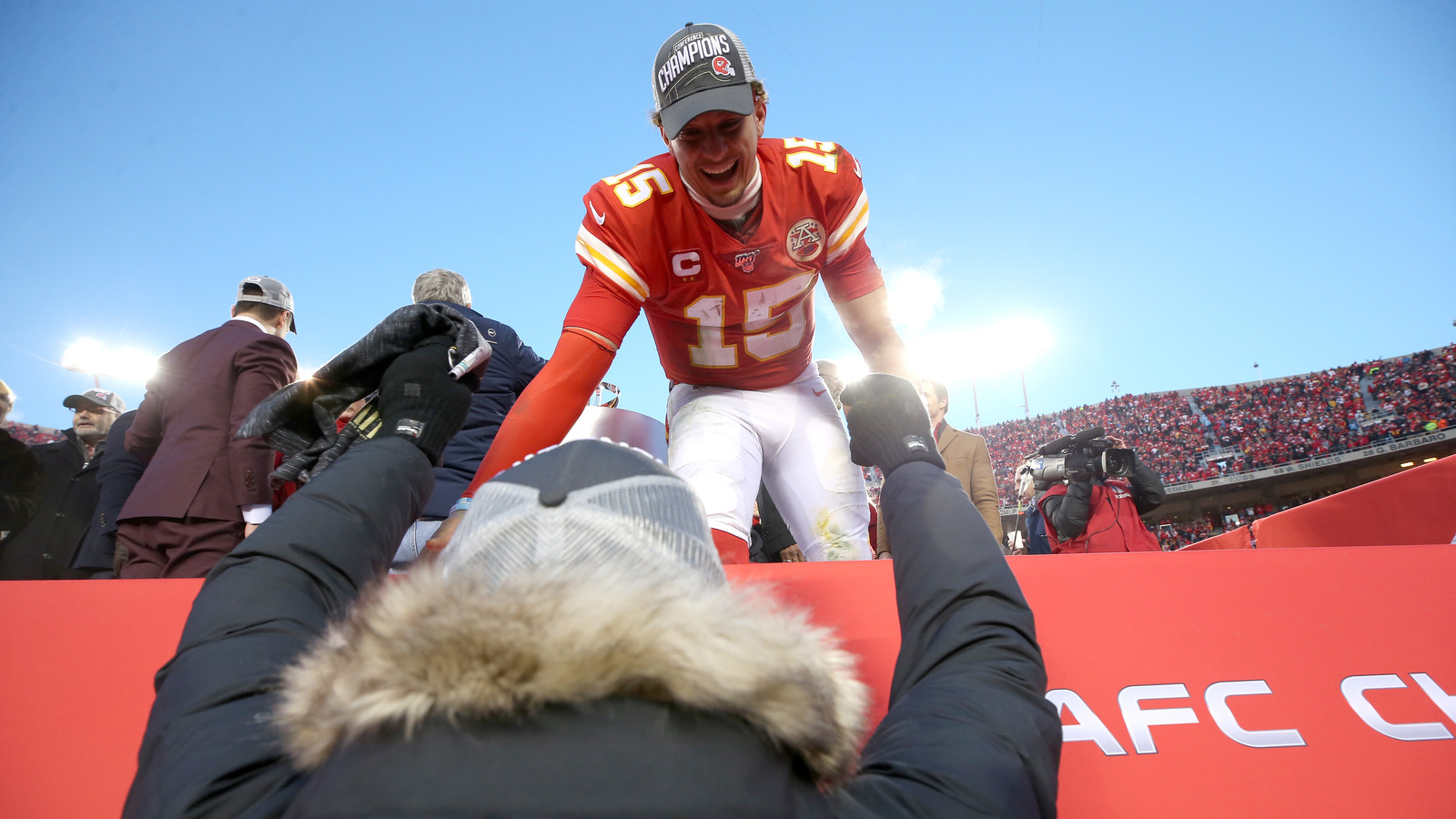 Inside Patrick Mahomes' Relationship With His Athletic Father