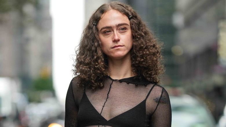 Inside Ella Emhoff's Relationship With GQ Editor Samuel Hine Inside Ella Emhoff's Relationship With GQ Editor Samuel Hine