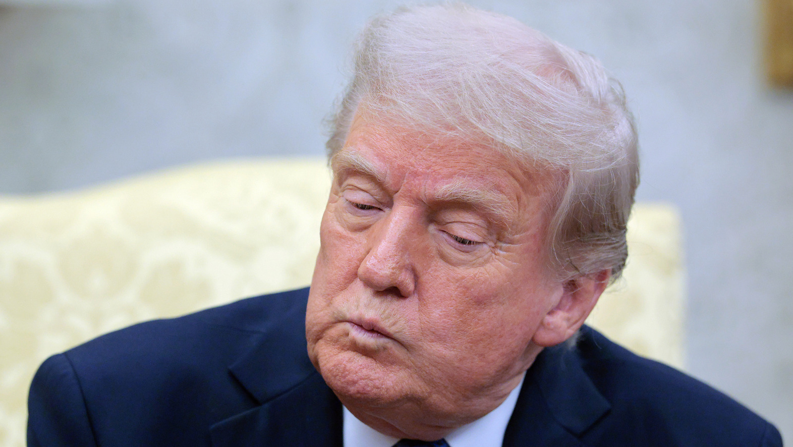 Jarring Makeup-Free Trump Moments That Put His Real Age On Blast