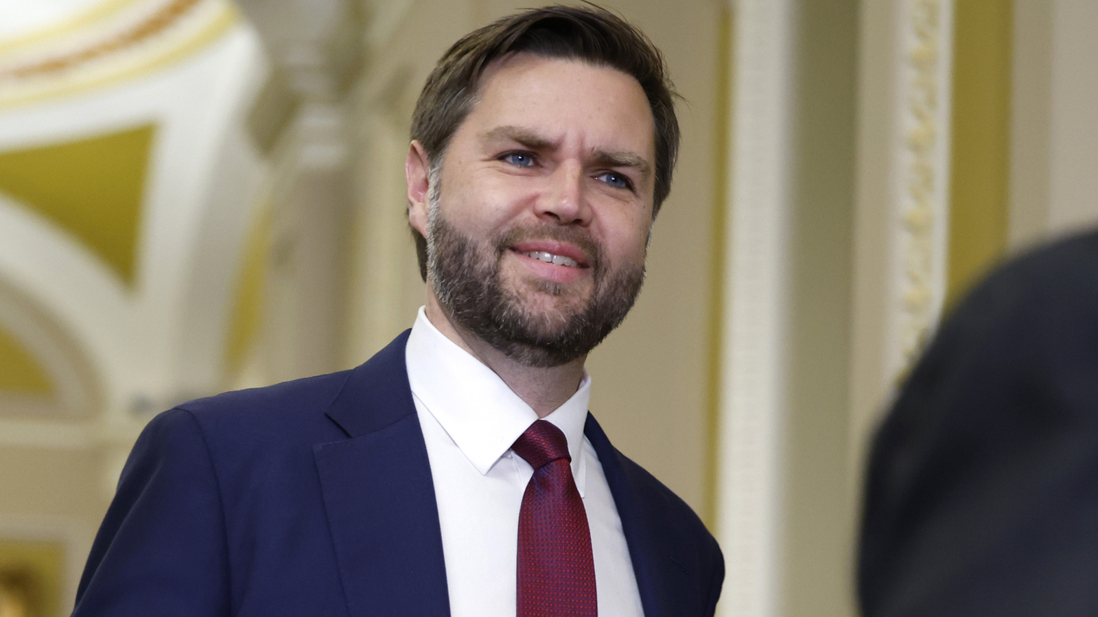 JD Vance's Mom Demands Hometown Honor (& It's Most We've Heard Of Him ...