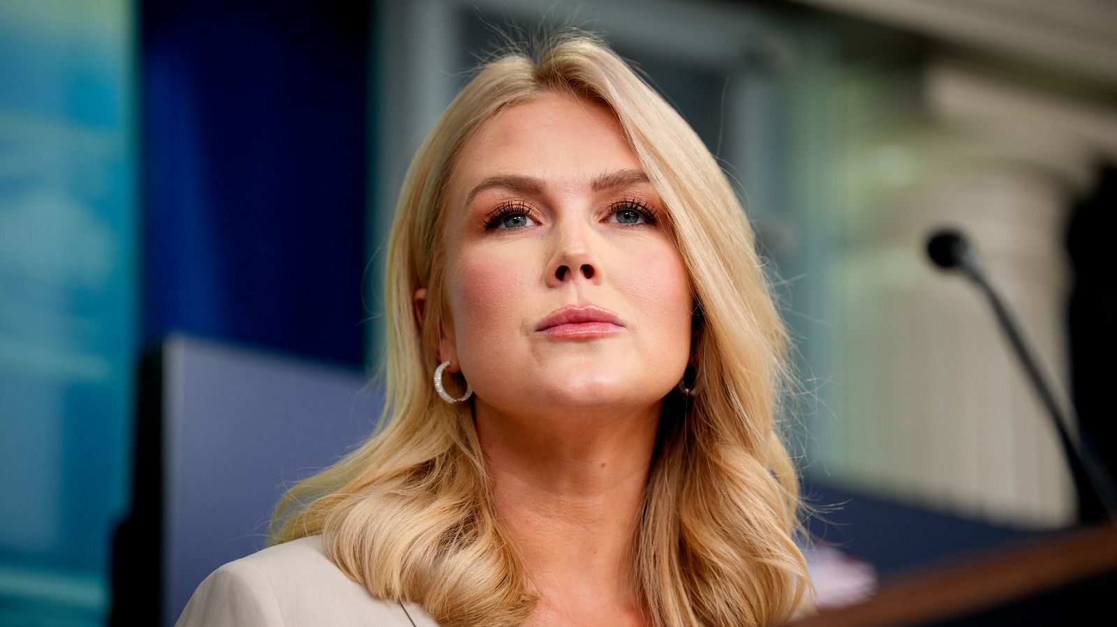 Karoline Leavitt's Frumpy Pink Look For Fox News Gives Bingo Night Babe