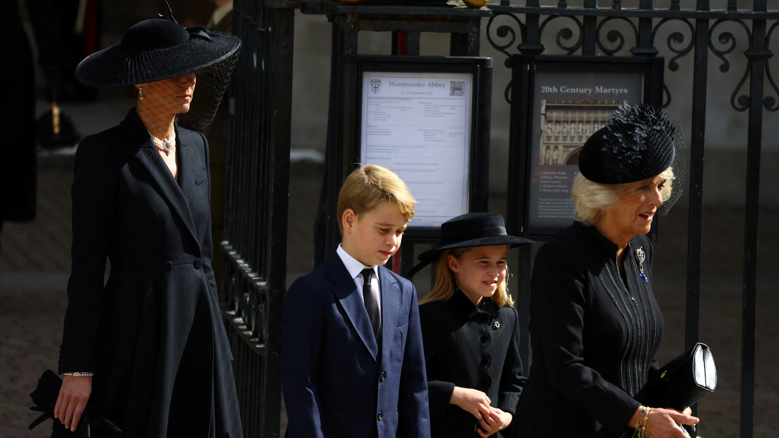 Kate Middleton's Outfit For The Queen's Funeral Harkens Back To Another ...