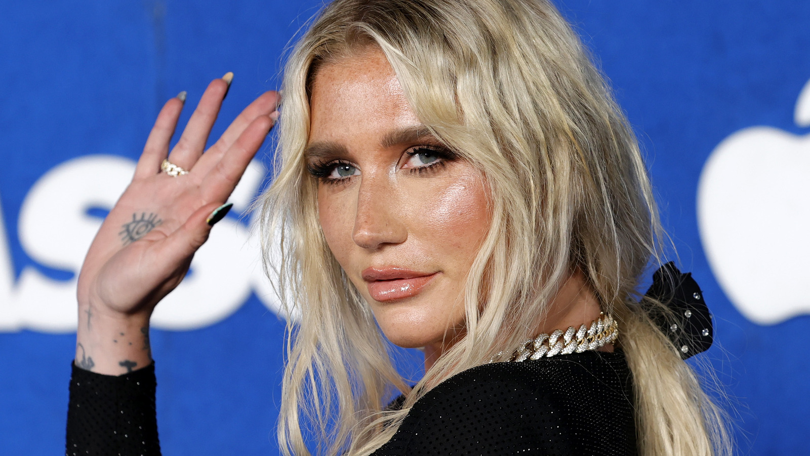 Kesha's Coming Out Story Is One Of Self-Exploration And Love
